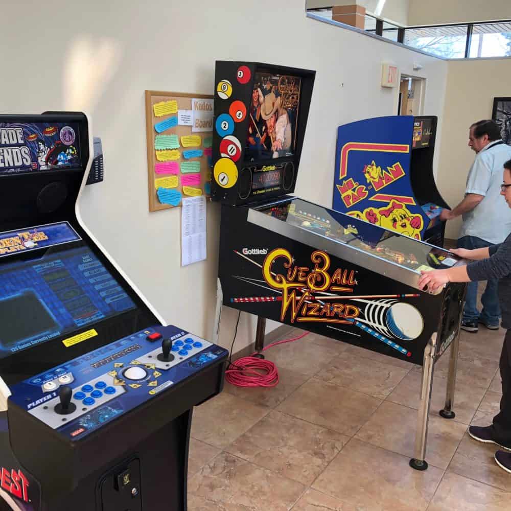 Ms.PAC MAN & GALAGA Arcade Game